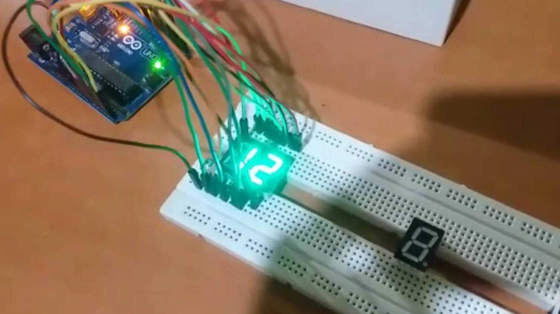 2 Digit 7 Segment Display Counter Circuit Using Arduino - Circuit Diagram